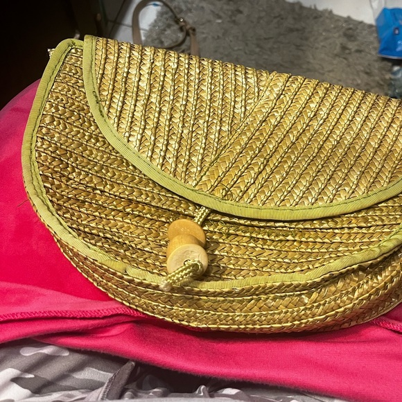 GENIE | Bags | Straw Clutch Worn Once Snap Closure With A Wooden And ...